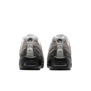 Nike Air Max 95 Sneakers - Black