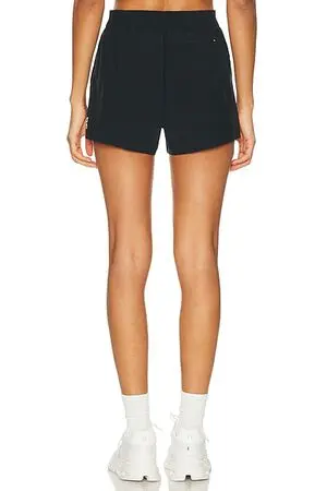 On Train Shorts - Black