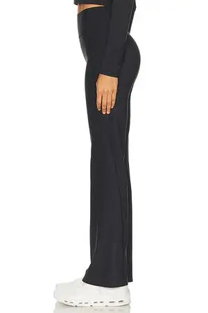 On Studio Flared Tights - Black