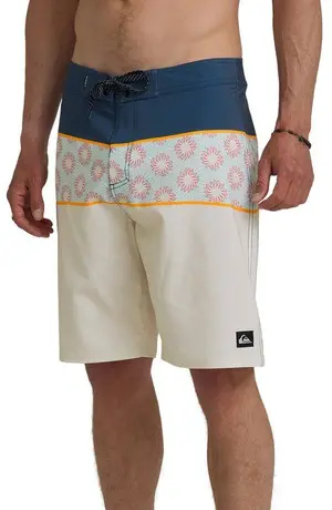 Quiksilver Surfsilk Panel 20" Board Shorts