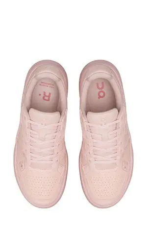 On The Roger Clubhouse Ace Sneaker - Doe/doe