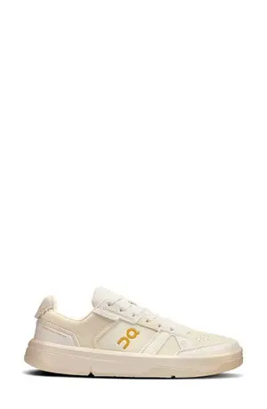 On The Roger Clubhouse Ace Sneaker - Ivory/dew