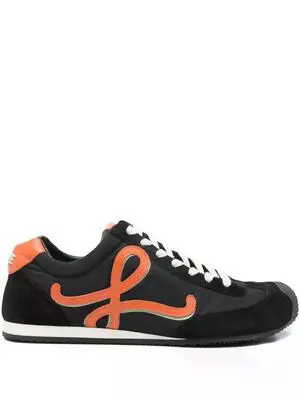 Loewe Logo-appliqué Sneakers - Black