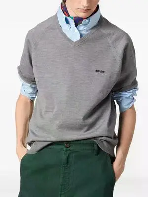 Miu Miu Wool V-neck Short Sleeve Sweater With Intarsia Logo - Grey