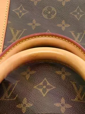 LOUIS VUITTON Keepall 50 Shoulder Bag