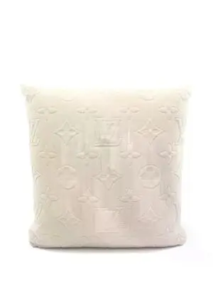 LOUIS VUITTON 2022 Monogram Cushion