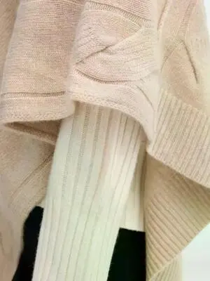 BENETTON Cable-knit Cape
