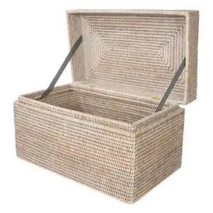 ARTIFACTS TRADING COMPANY™ Artifacts Rattan Rectangular Hinged Chest/trunk - White Wash