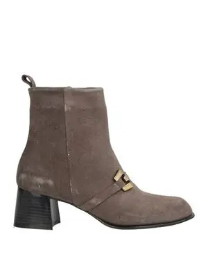 Tosca Blu Round Toe Booties For Women