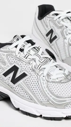 NEW BALANCE 740 Lace-up Sneakers - White/grey