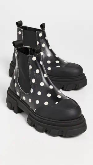 GANNI Cleated Low Chelsea Boots
