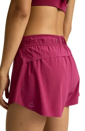 Beyond Yoga Solemate Run Shorts - Sangria