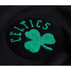 STADIUM ESSENTIALS Boston Celtics Club Level Chenille Sweatshirt