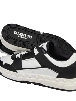 Valentino Garavani Freedots Leather Sneakers - Black