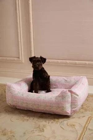 LoveShackFancy Floral Printed Dog Bed - Strawberry Macaroon