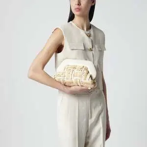 THEMOIRE Small Tia Clutch