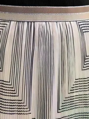 MARC AUREL Geometric Pleated Midi Skirt