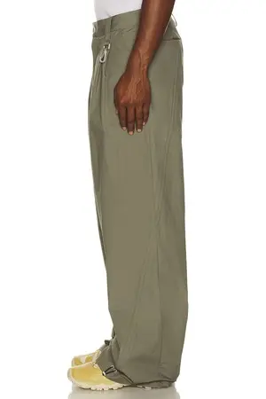 Reese Cooper Cotton Ripstop Pleated Trouser