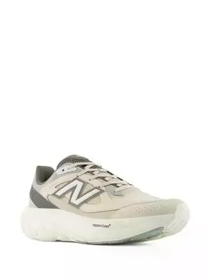 NEW BALANCE Logo Detail Sneakers - Neutrals