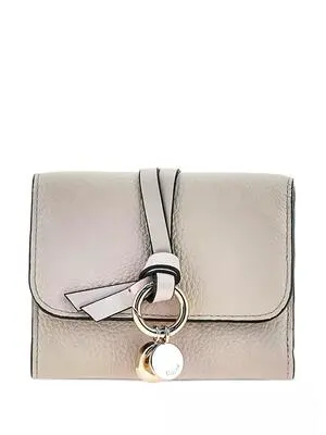 Chloé Textured Charm Wallet - Neutrals