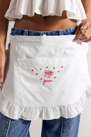 Only Hearts Long Weekend Forever Apron - Ivory Combo