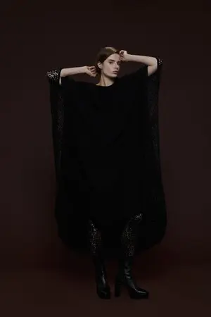 LEEM Laser-cut Kaftan