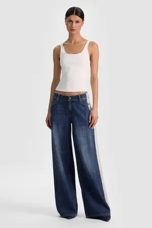 Alice + Olivia Stu Side Jeans