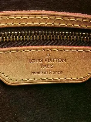 LOUIS VUITTON Brea Mm