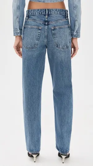 FRAME The Essential Jeans