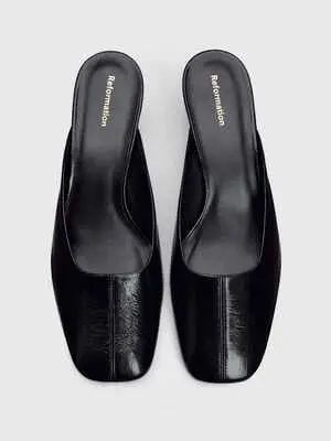 REFORMATION Inez Heeled Mule Eel - Black