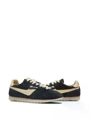 AUTRY Windsphin Low Appliqué Sneakers - Black