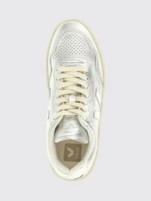 VEJA Low Top Sneakers