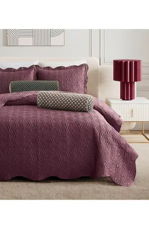 Ted Baker London Deco Shells Quilt & Shams Set - Berry Red