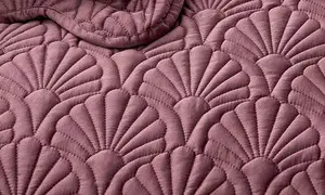Ted Baker London Deco Shells Quilt & Shams Set - Berry Red