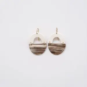 MAADILI COLLECTIVE Horizon Dangle Earrings - Brown + White