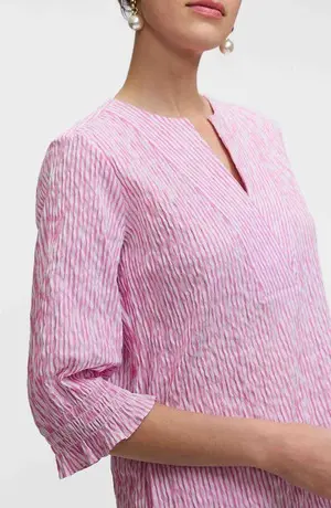 Foxcroft Alicia Crinkle Jacquard Dress - White/pink