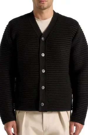 Maniere De Voir Medium Knit Knitwear For Men
