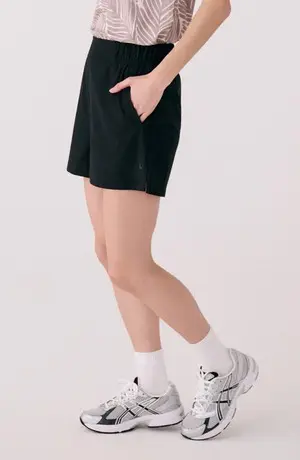 LOLE Olivie Shorts - Black