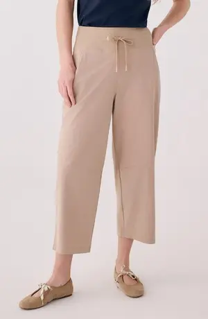 LOLE Soft Crop Cargo Pants - Sandshell