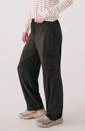 LOLE Sofia Cargo Pants - Olive