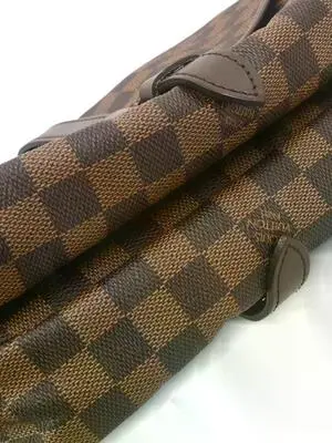 LOUIS VUITTON 2010 30 Saumur Messenger Bag Damier Ebene