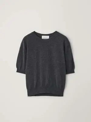 Lisa Yang Store Round Neck Tops