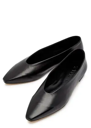 AeydĒ Betty Leather Ballet Flats - Black