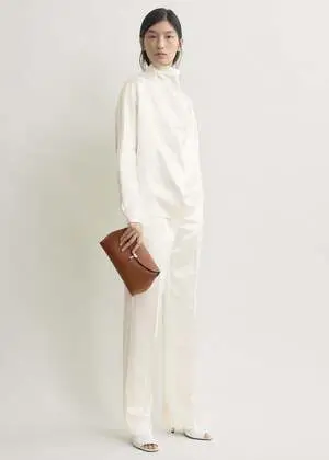 TOTEME T-lock Grained-leather Clutch - Sienna