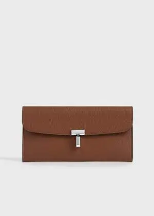 TOTEME T-lock Grained-leather Wallet - Sienna