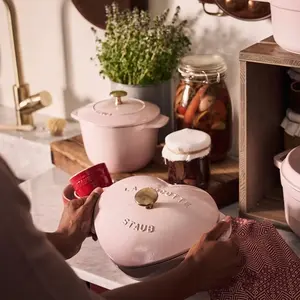 STAUB 1.75 Qt. Heart Peony Dutch Oven