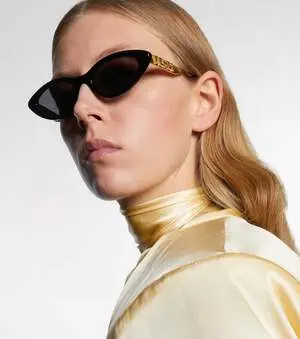 Fendi Cat-eye Sunglasses
