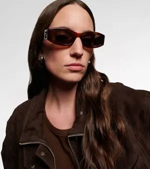Fendi Forever Rectangle Sunglasses - Brown
