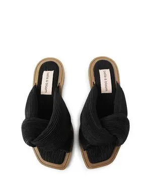 BELLE & BLOOM Oblivion Slides - Black
