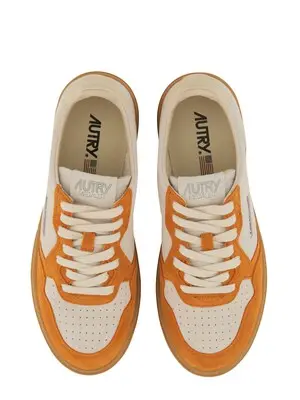 AUTRY Medalist Low Top Sneakers